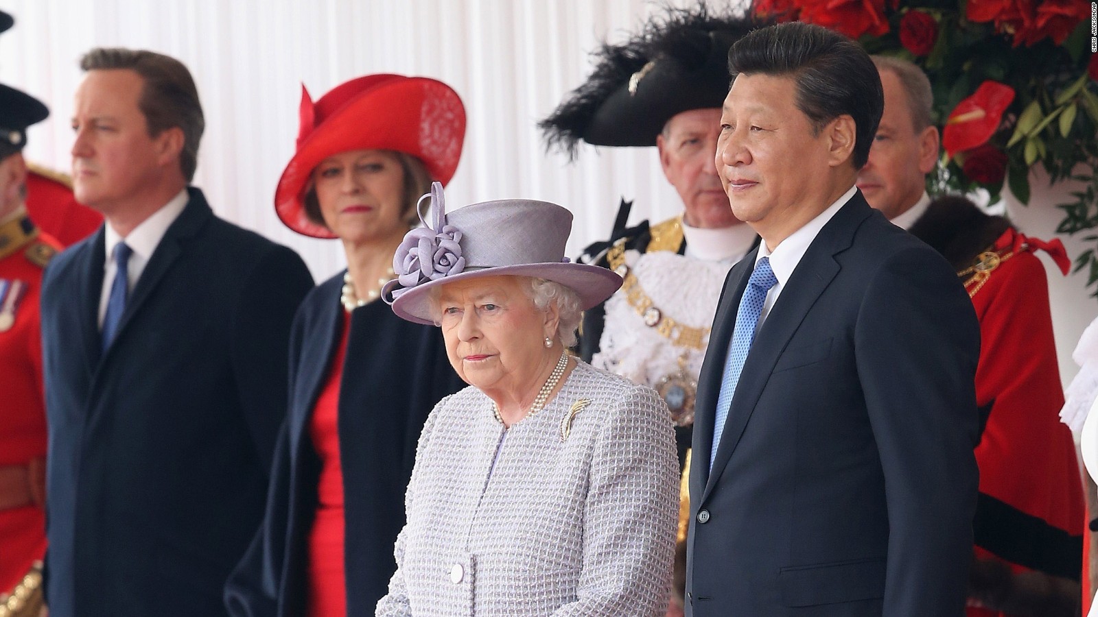 Queen Elizabeth II Caught on Tape Criticising 'Rude' Chinese Officials ...