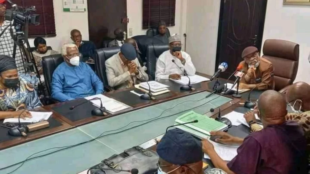 ASUU Executive Council Holds All-night Meeting Over Strike - SIGNAL