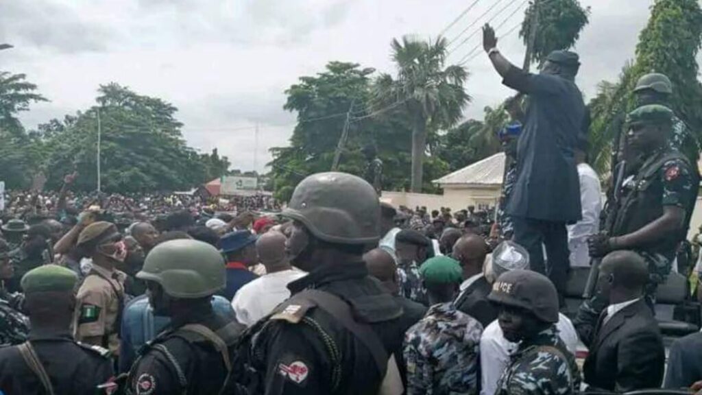 Protest: Kefas and the art of negotiation - By Emmanuel Bello - SIGNAL